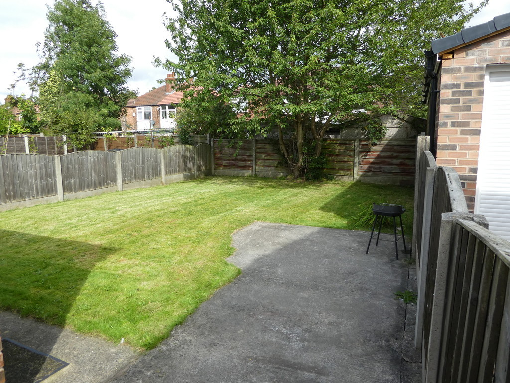 6 bed student house to rent on Delaine Road, Manchester, M20 4QP | StuRents