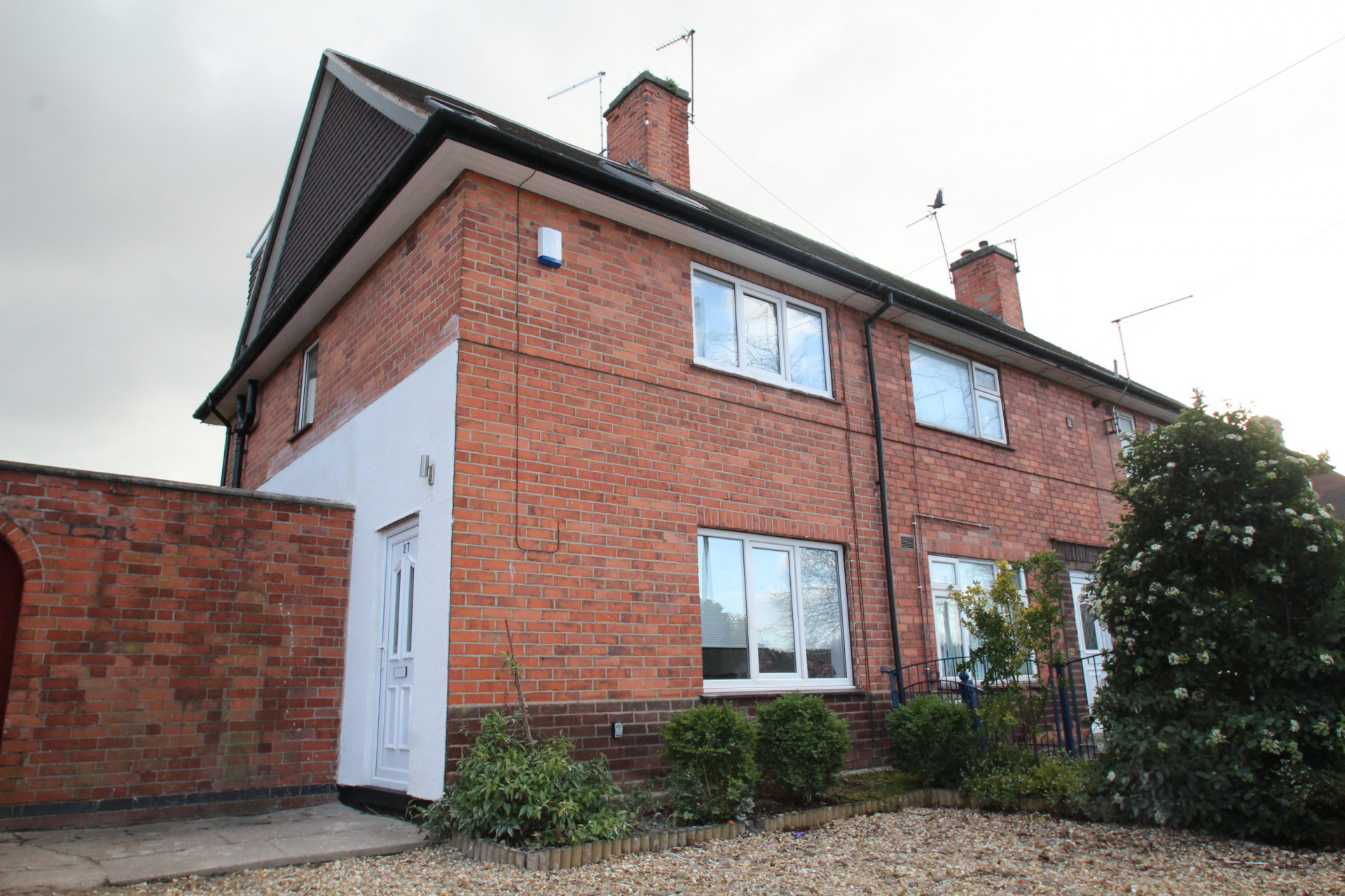 4 bed student house to rent on Abbey Bridge, Nottingham, NG7 2NH | StuRents