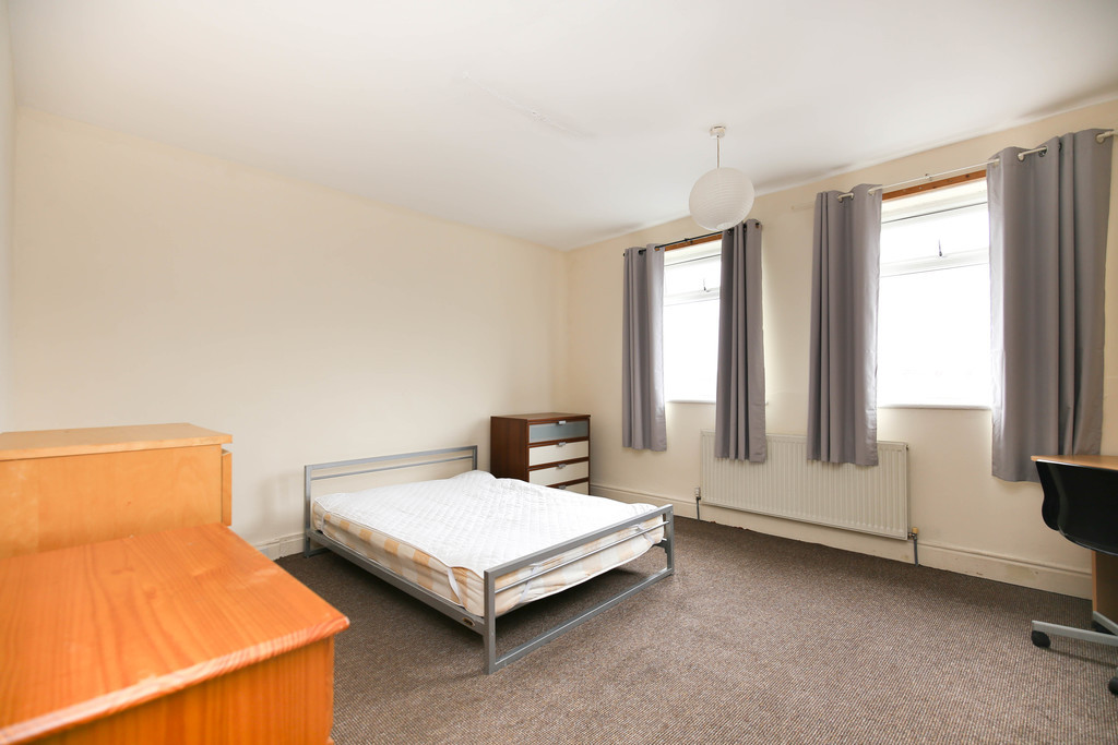 4 bed student house to rent on Coast Road, Newcastle, NE7 7RN | StuRents