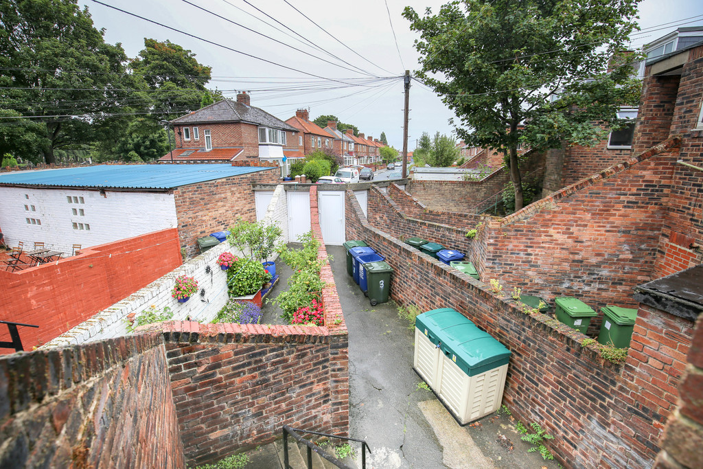 4 bed student house to rent on Coast Road, Newcastle, NE7 7RN | StuRents