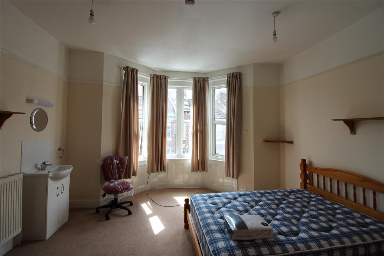 7 bed student house to rent on The Polygon, Southampton, SO15 2BP ...