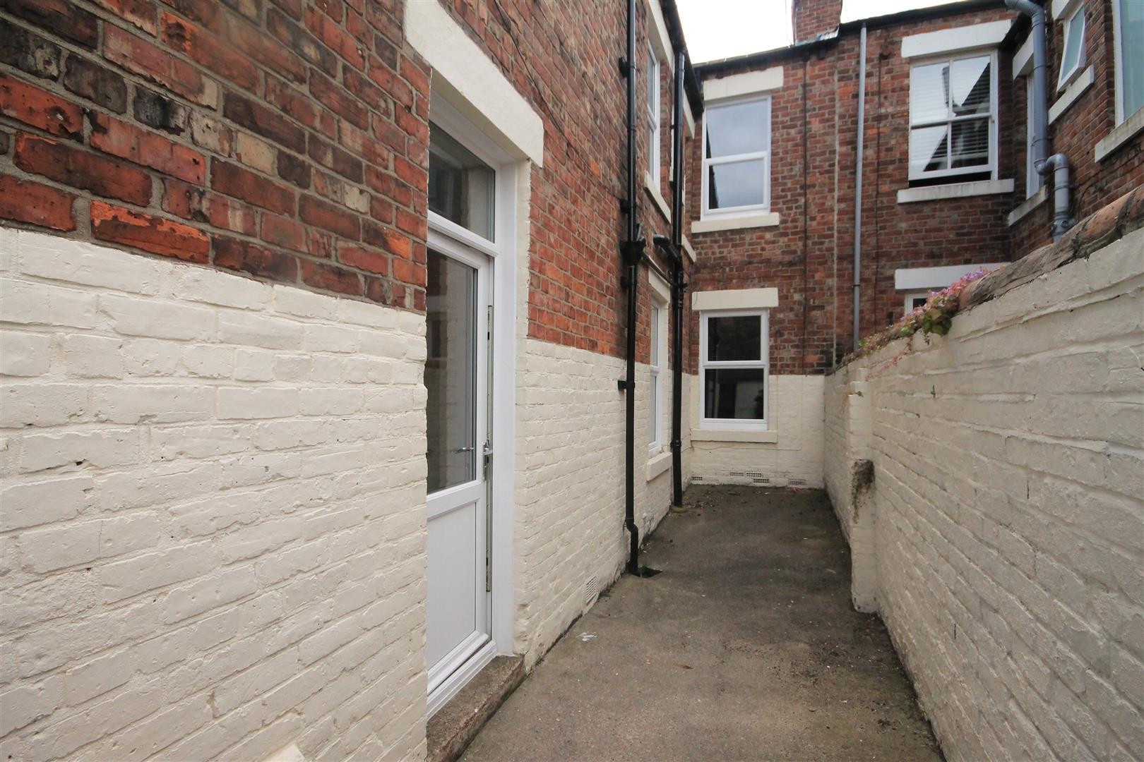 6 bed student house to rent on Meldon Terrace, Newcastle, NE6 5XP ...