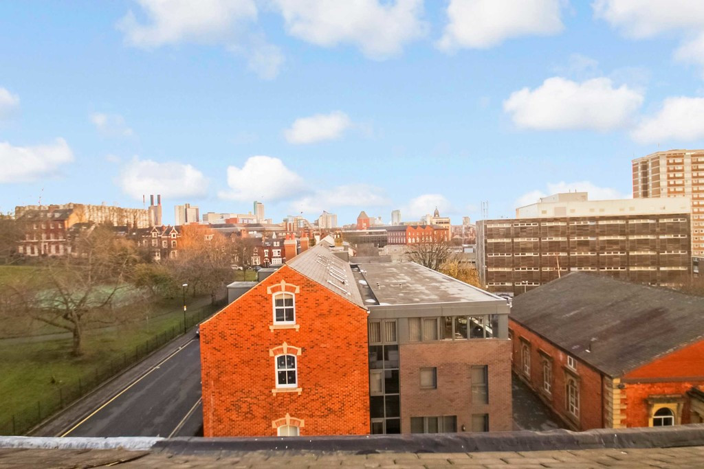 2 bed student house to rent on Hanover Square, Leeds, LS3 1BQ | StuRents