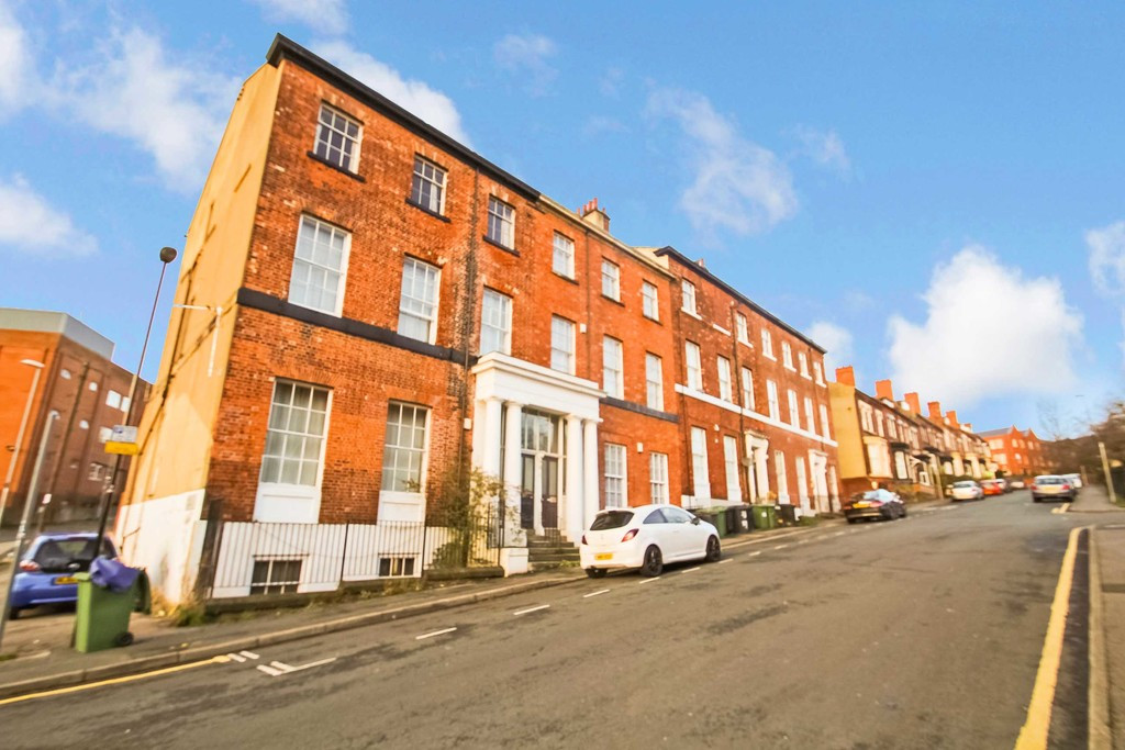 2 bed student house to rent on Hanover Square, Leeds, LS3 1BQ | StuRents