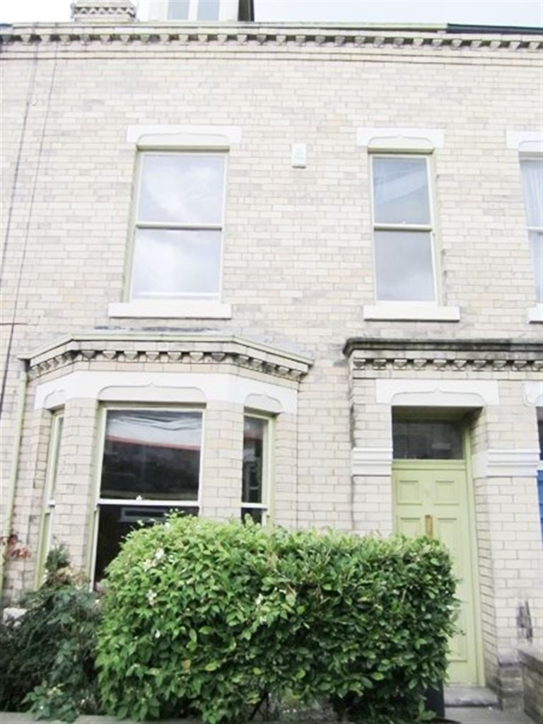 6 bed student house to rent on Feversham Crescent, York, YO31 8HQ ...
