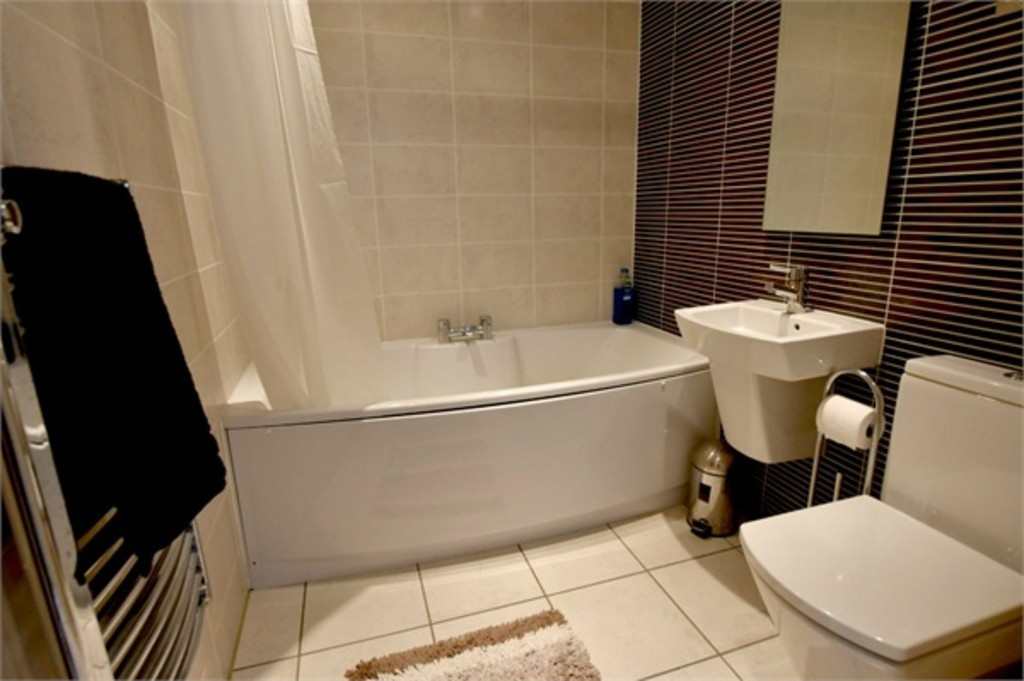 2 bed student house to rent on The Axis, Nottingham, NG1 5FW | StuRents