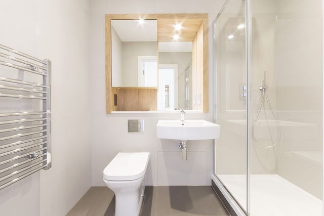 Student studio flat to rent on Skyline Apartments, London, SL1 1GF ...