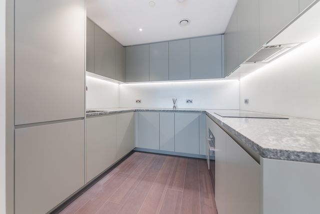 2 bed student house to rent on 10 Cutter Lane, London, SE10 0XX | StuRents