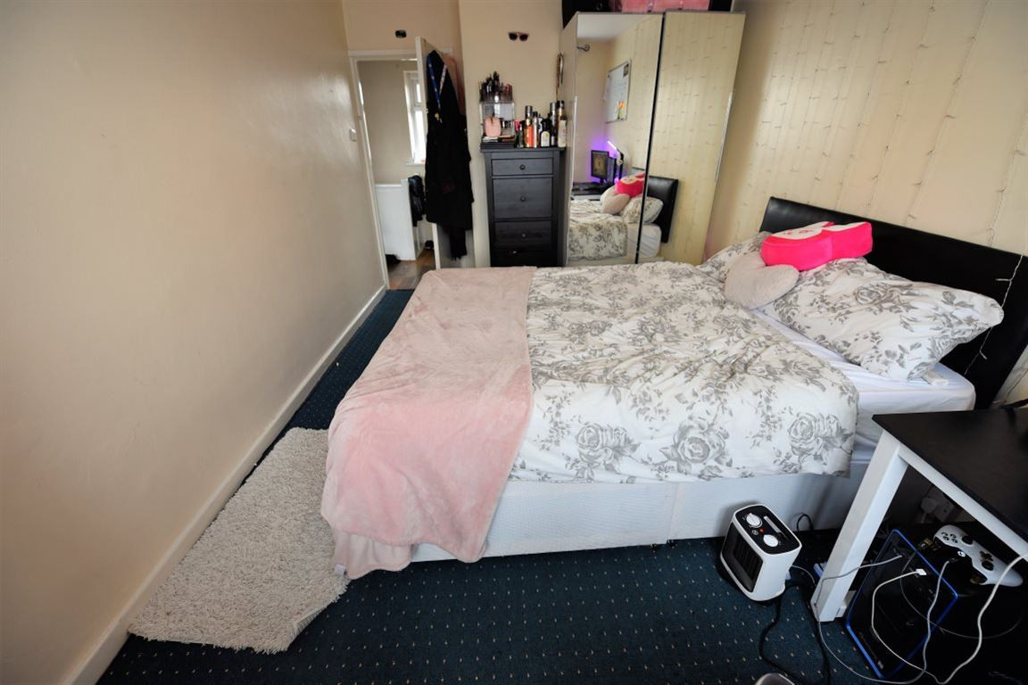 2 bed student house to rent on Eden Drive, Leeds, LS4 2TL | StuRents