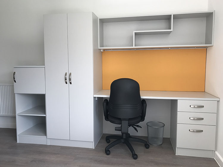 Studio student flat to rent on Moorside Road, Winchester, SO23 7RX ...