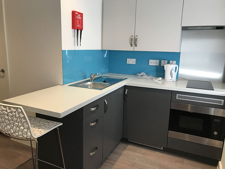 Studio student flat to rent on Moorside Road, Winchester, SO23 7RX ...