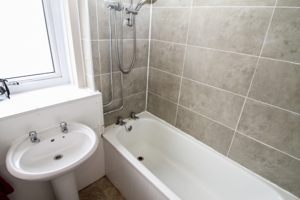 2 bed accommodation in Leeds - Rossefield Terrace - StuRents