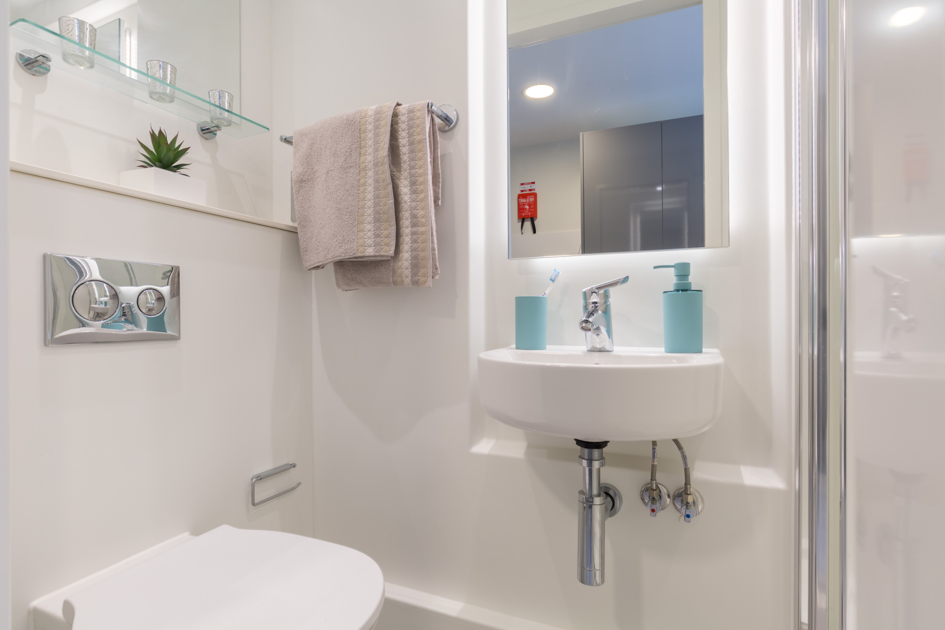 Classic Studio student flat to rent on City Road, Cardiff, CF24 3BJ ...