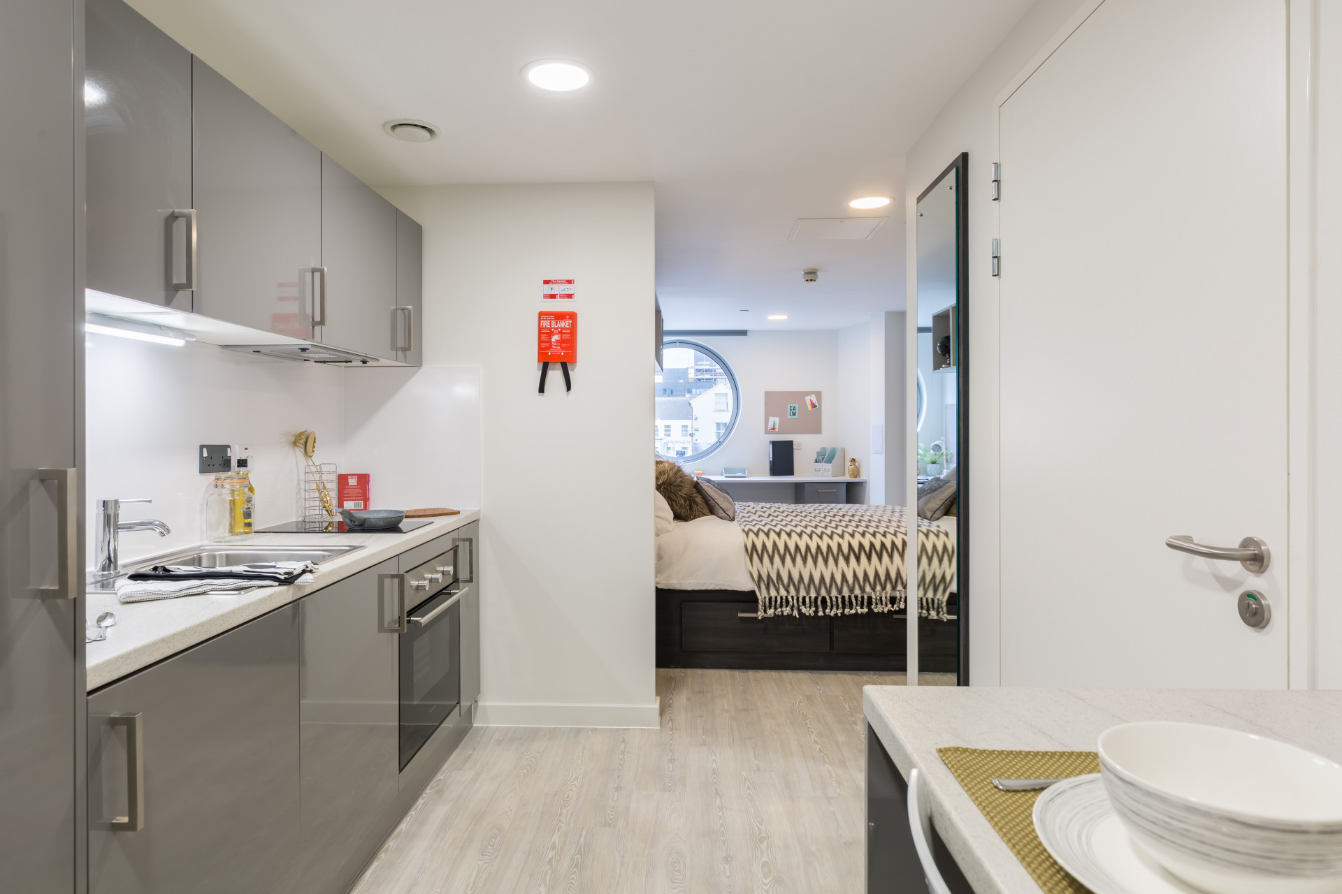 Premium Studio student flat to rent on City Road, Cardiff, CF24 3BJ ...