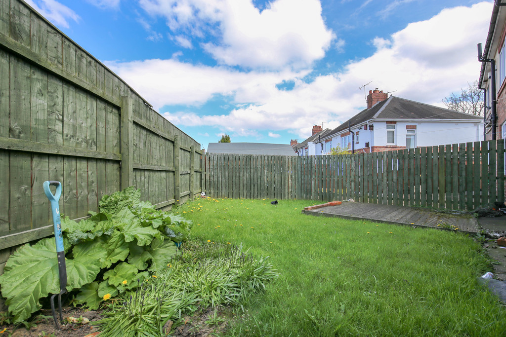 4 bed student house to rent on Cochrane Park Avenue, Newcastle, NE7 7JU ...