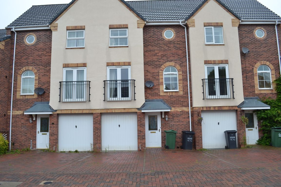 4 bed student house to rent on Goods Yard Close, Loughborough, LE11 5EB ...