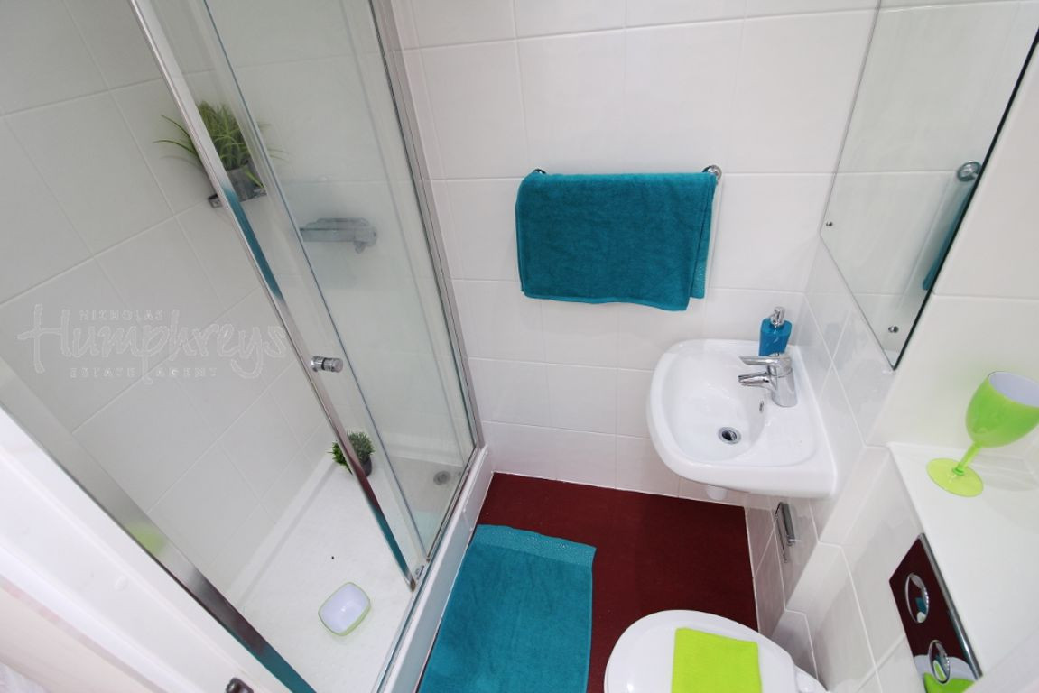 1 bed student house to rent on Loddon House, Reading, RG6 7AJ | StuRents