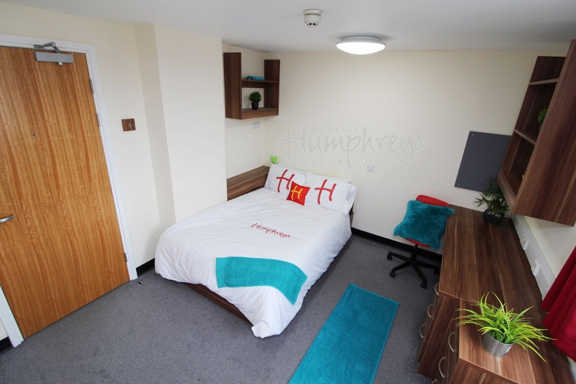 1 bed student house to rent on Loddon House, Reading, RG6 7AJ | StuRents