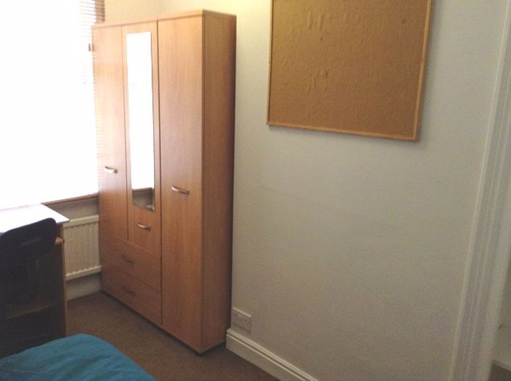 4 bed student house to rent on Hartoft Street, York, YO10 4BN | StuRents