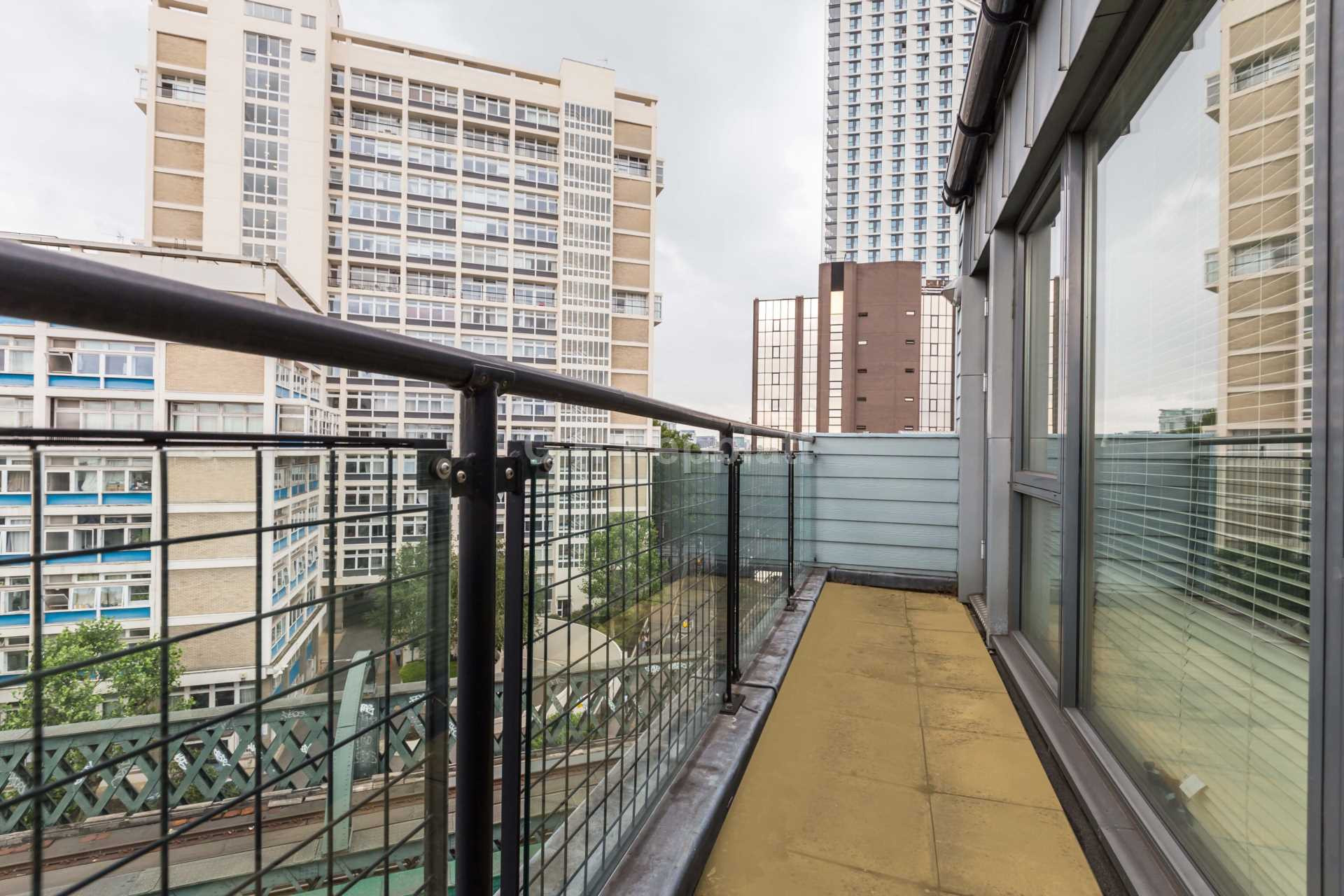 Student studio flat to rent on Rockingham Street, London, SE1 6PD ...