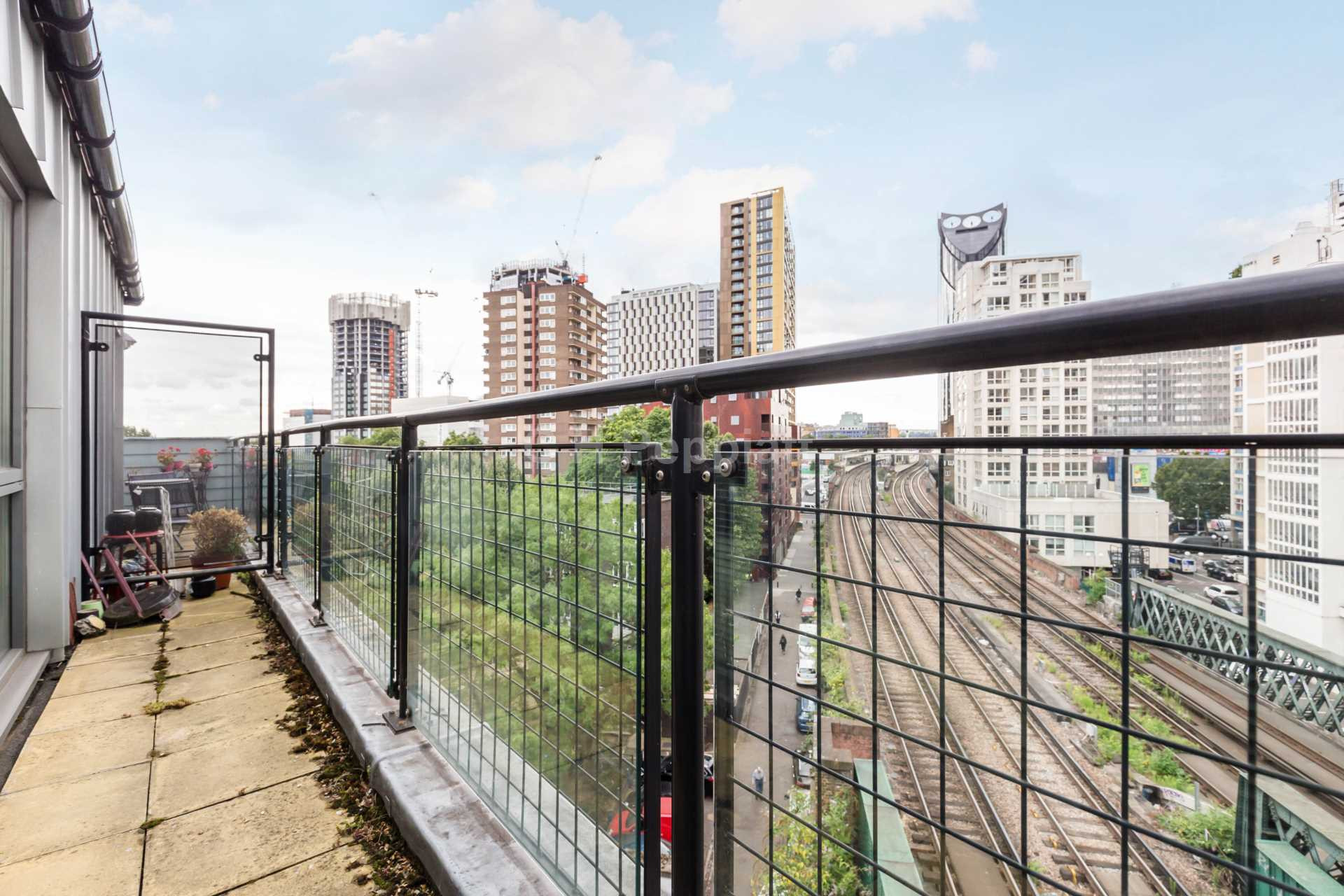 Student studio flat to rent on Rockingham Street, London, SE1 6PD ...
