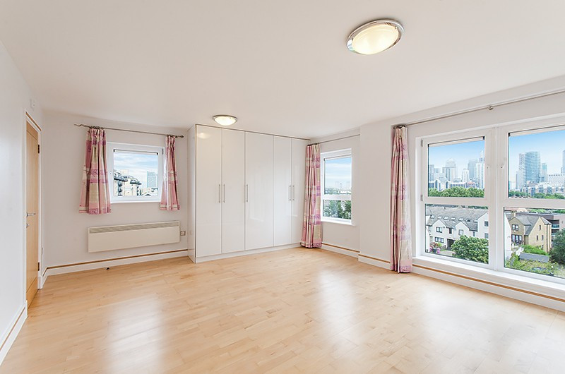 2 bed student house to rent on Langbourne Place, London, E143WW | StuRents