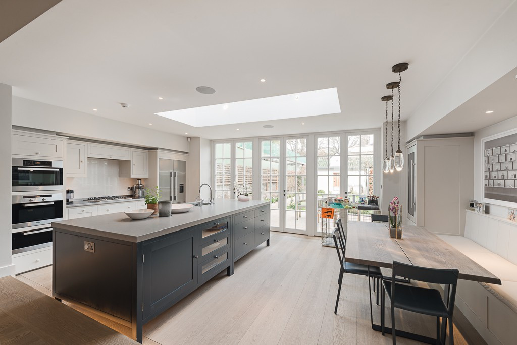 4 bed student house to rent on Addison Crescent, London, W148JP | StuRents