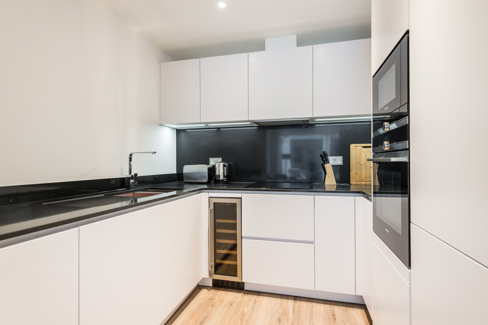 1 bed student house to rent on Satin House, London, E18PW | StuRents