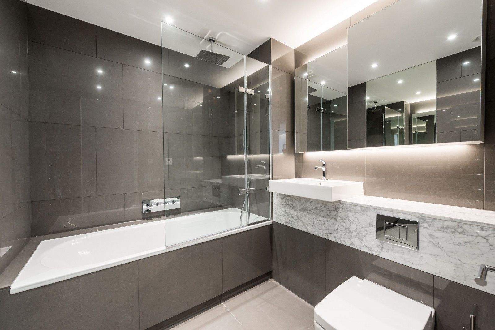 1 bed student house to rent on Satin House, London, E18PW | StuRents