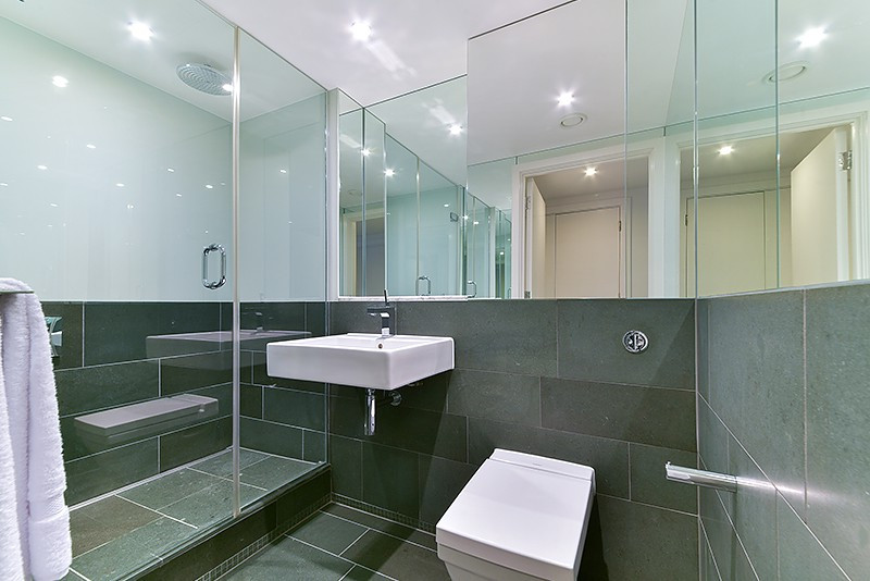 2 bed student house to rent on Moore House, London, SW1W8DU | StuRents