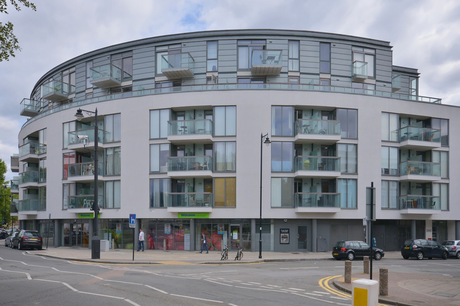 1 bed student house to rent on Packington Street, London, N17FZ | StuRents