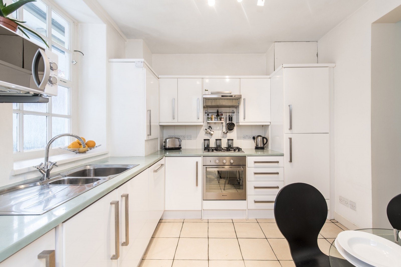 1 bed student house to rent on Tothill House, London, SW1P4DG | StuRents