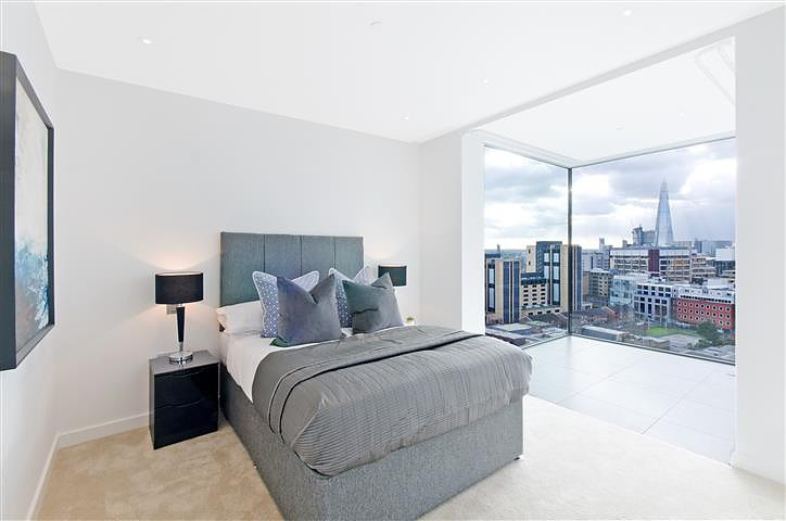 3 bed student house to rent on Satin House, London, E18PW | StuRents