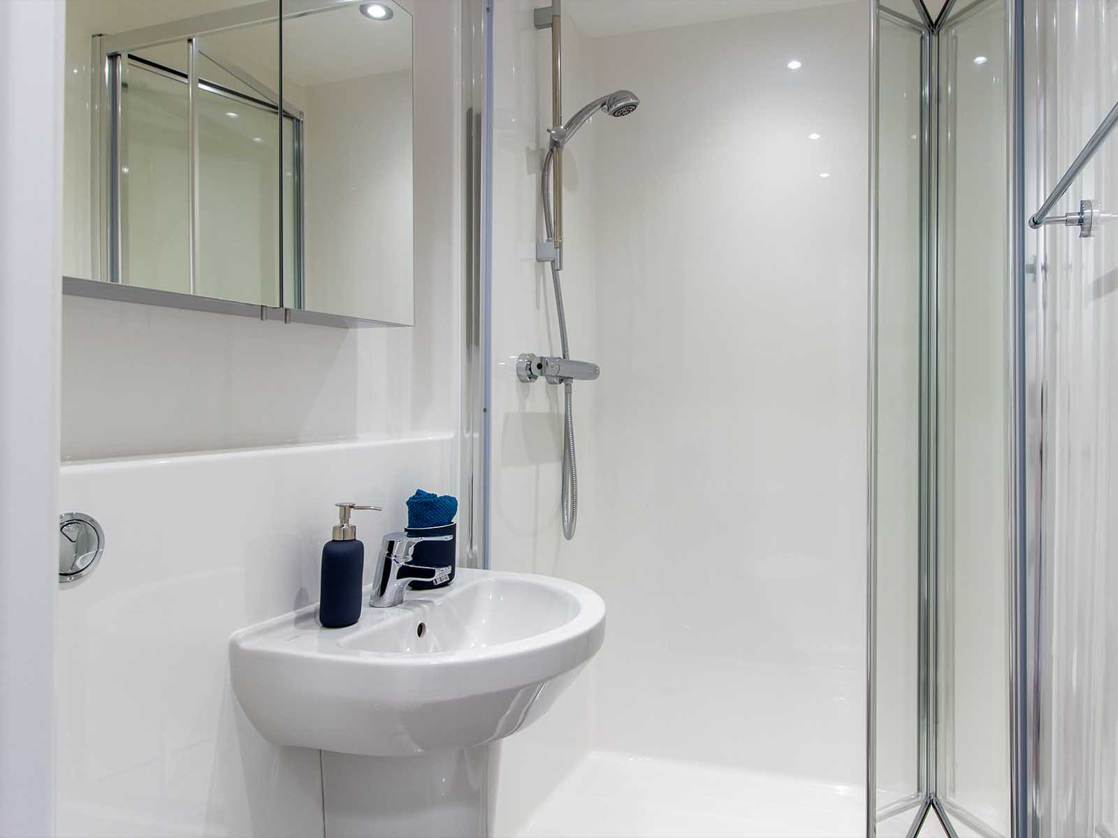 Penthouse En Suite student 1 bed flat to rent on Oxford Road ...