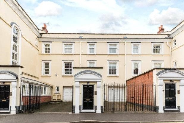 4 bed student house to rent on The Ropewalk, Nottingham, NG1 5DW | StuRents