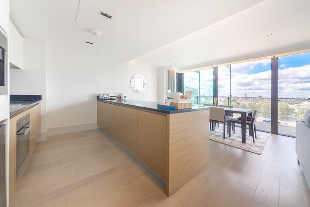 2 bed student house to rent on Merano Residences, London, SE1 7GS ...