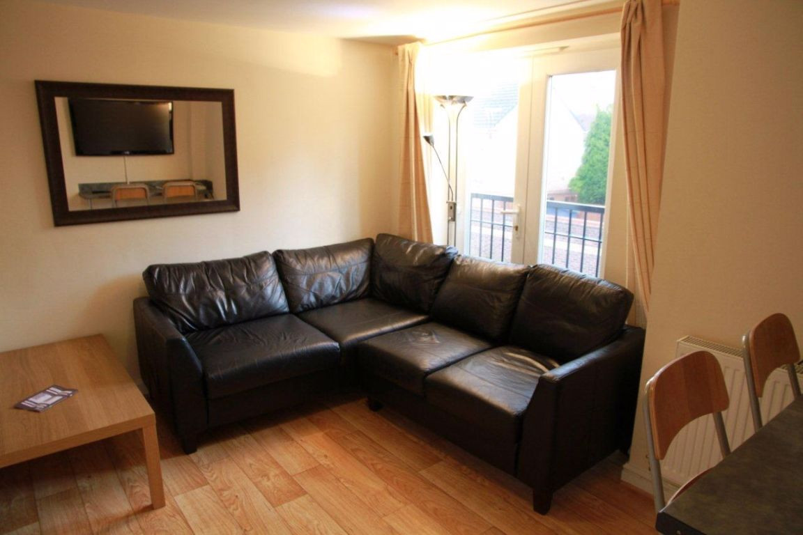 5 bed student house to rent on Goods Yard Close, Loughborough, LE11 5EB ...