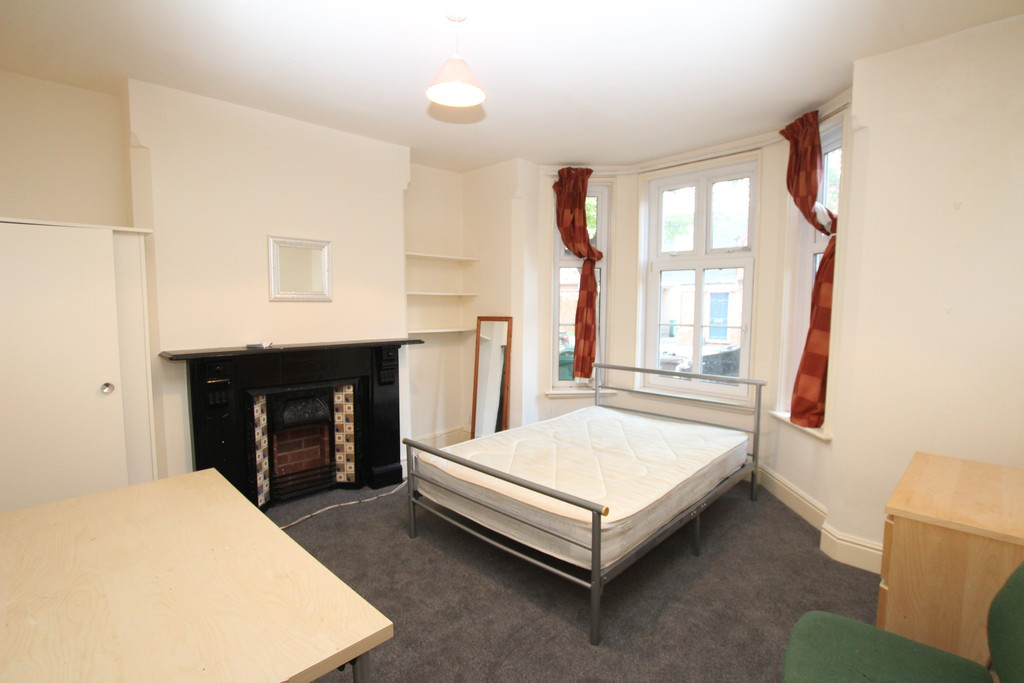 5 bed student house to rent on Hope Drive, Nottingham, NG7 1DL | StuRents