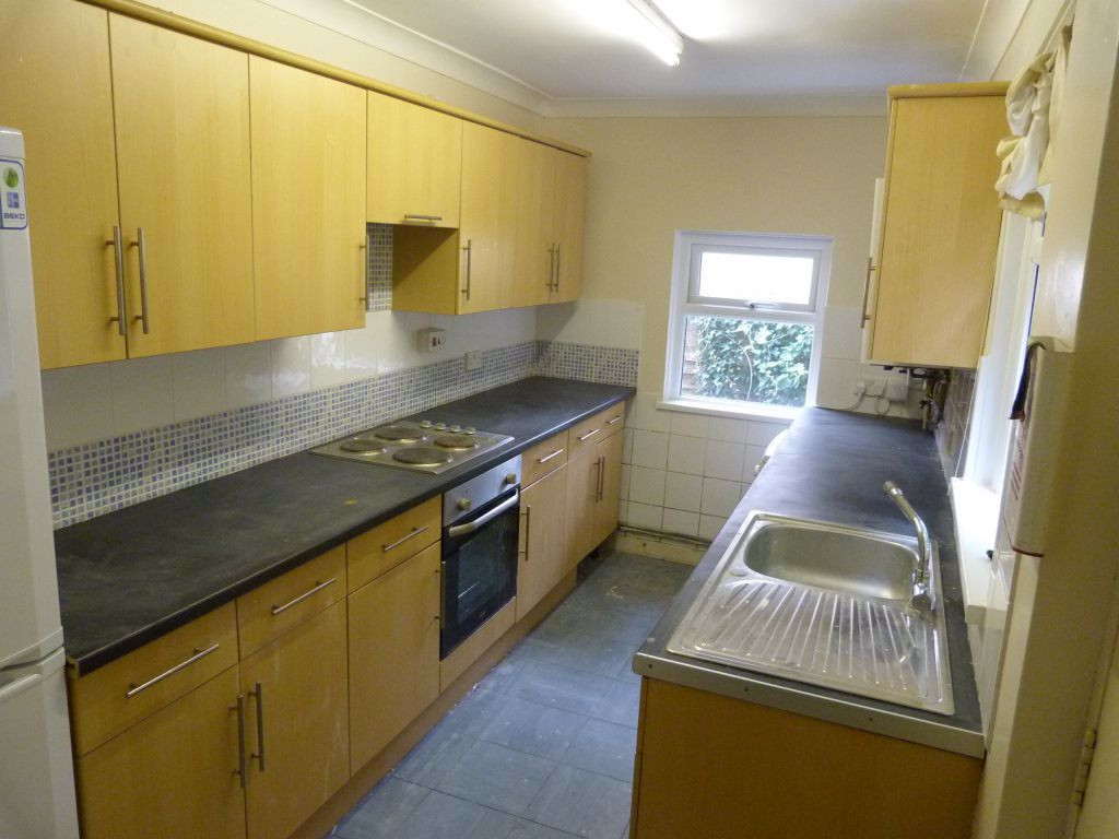 5 bed student house to rent on Gordon Road, Cardiff, CF24 3AL | StuRents