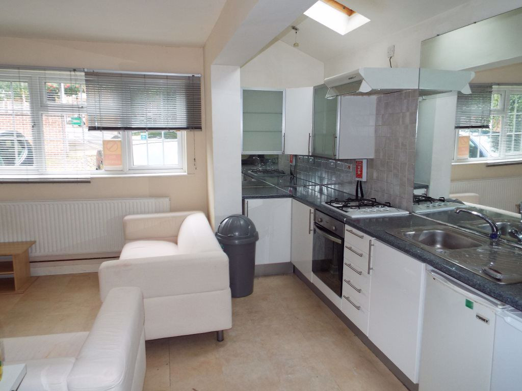 4 bed student house to rent on Bluecoat Close, Nottingham, NG1 4DP ...