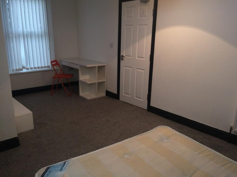 10 bed student house to rent on Beech Street, Liverpool, L7 0EU | StuRents