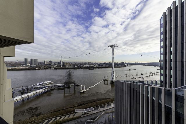 Student studio flat to rent on 8 Cutter Lane, London, SE10 0YW | StuRents