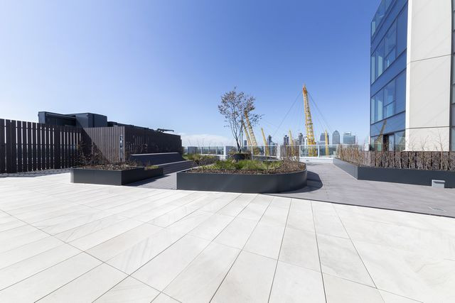 Student studio flat to rent on 8 Cutter Lane, London, SE10 0YW | StuRents