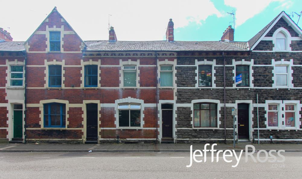 4 bed student house to rent on Adamsdown Square, Cardiff, CF24 0EZ ...