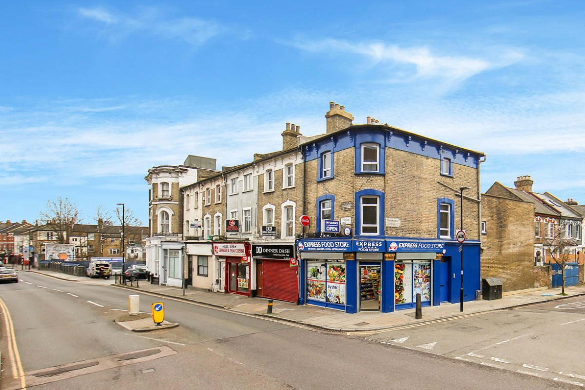 4 bed student house to rent on Crouch Hill, London, N4 4AP | StuRents