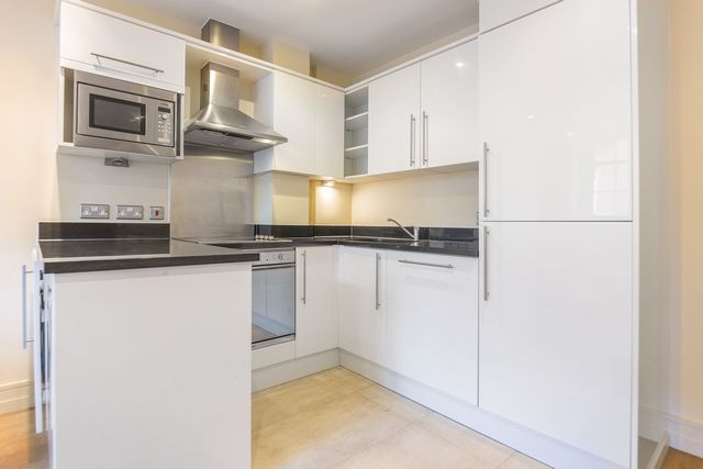 2 bed student house to rent on Romney House, London, SW1P 3DS | StuRents