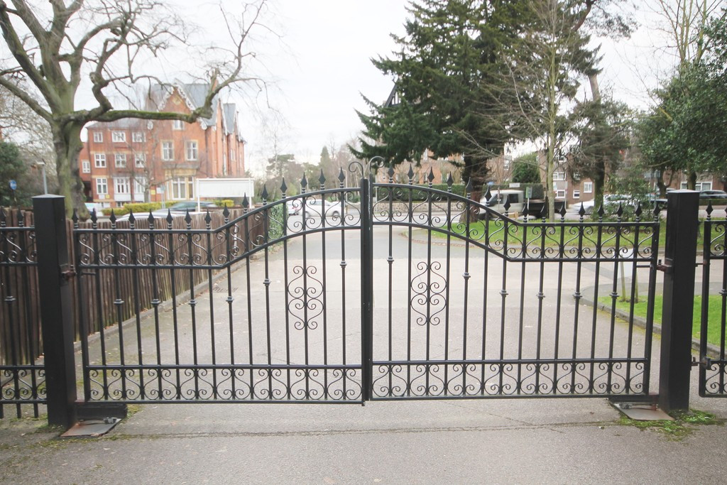 3 bed student house to rent on London Road, Leicester, LE2 1ZF | StuRents