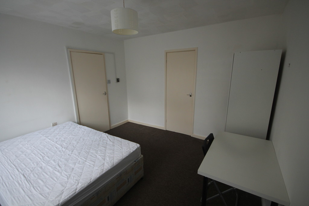 3 bed student house to rent on London Road, Leicester, LE2 1ZF | StuRents