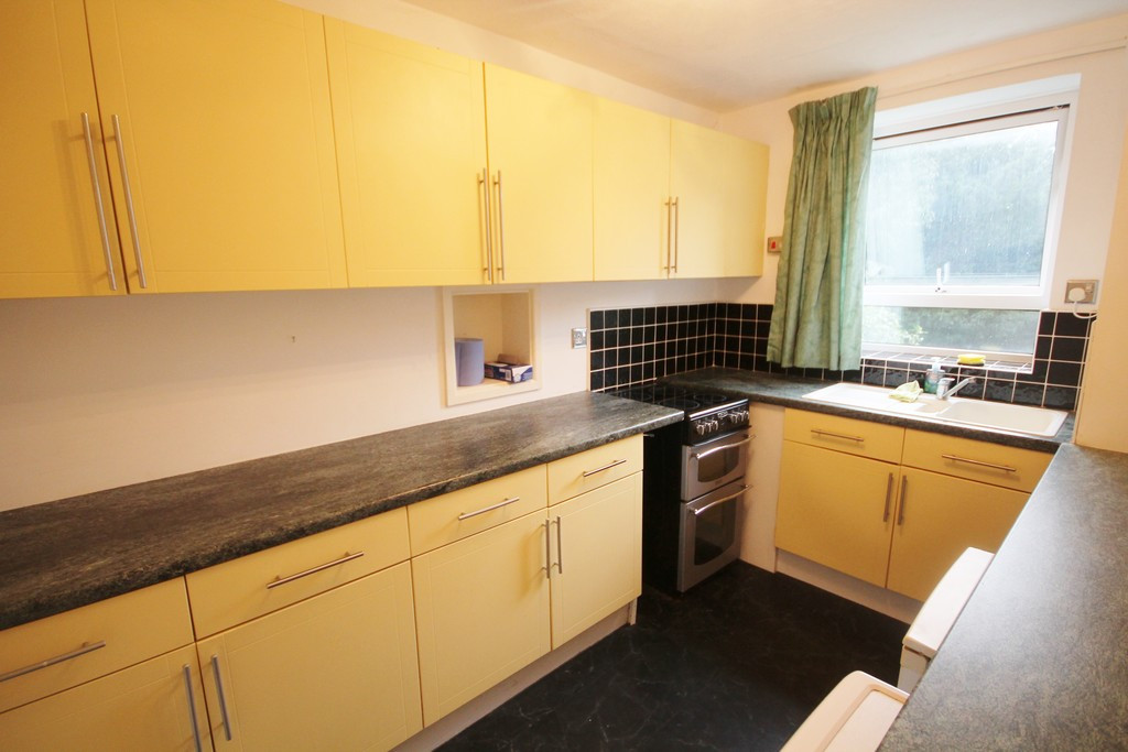 3 bed student house to rent on London Road, Leicester, LE2 1ZF | StuRents