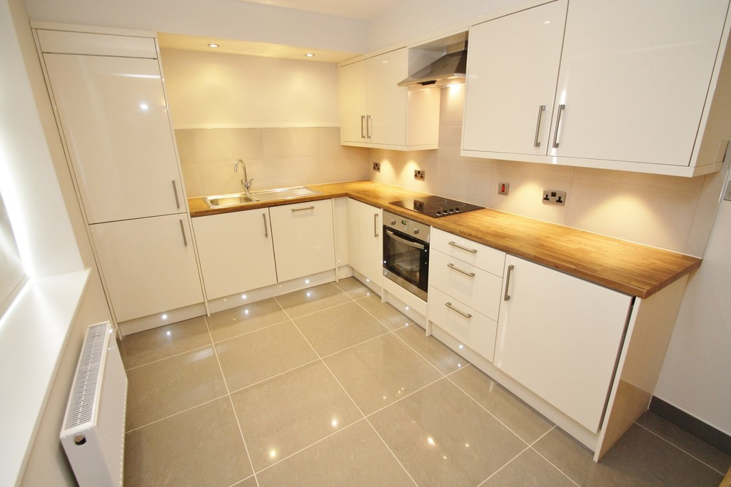 2 bed student house to rent on Otley Road, Leeds, LS6 3PX | StuRents